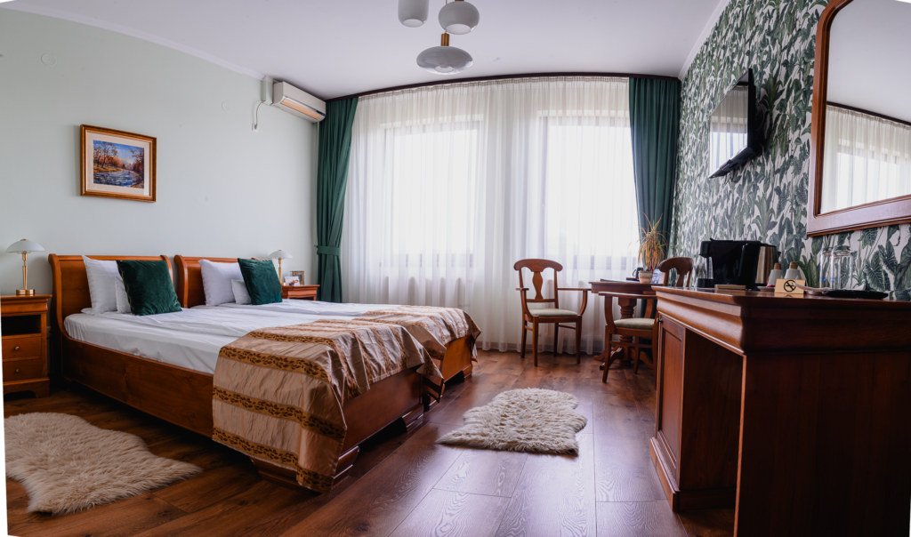 Camere - Dublă Deluxe - Septimia Hotels & SPA Resort în centrul ...